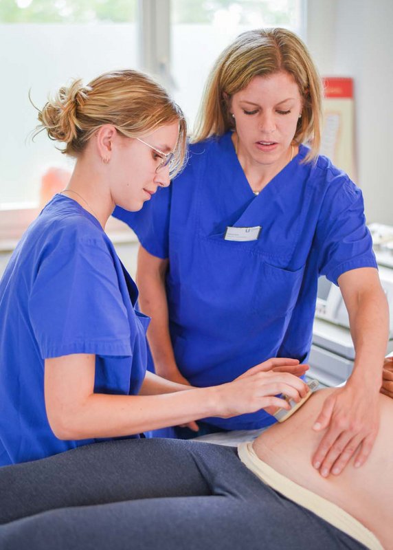 Hebammen-Studium: Startschuss für den ersten Jahrgang ...