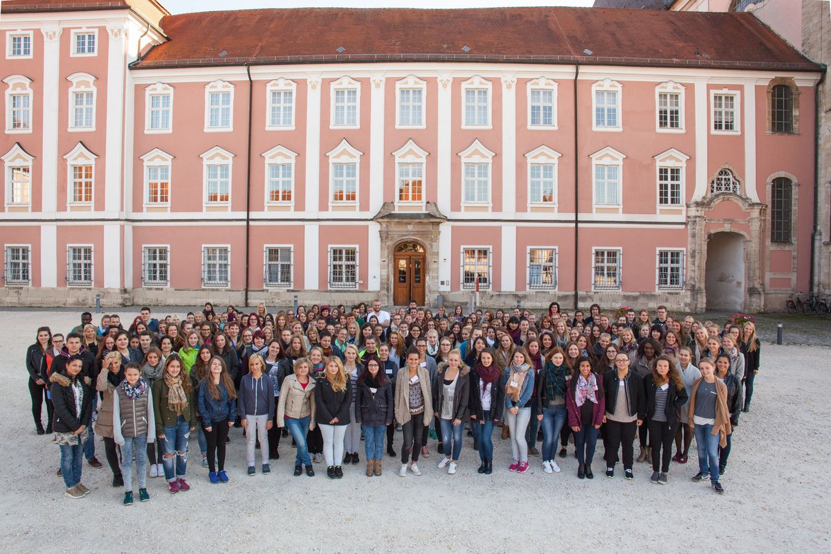 Grundstein für berufliche Zukunft legen | Universitätsklinikum Ulm